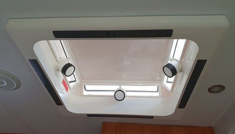 Caravan Roof Hatches | Replacement Caravan Hatches — CARAC